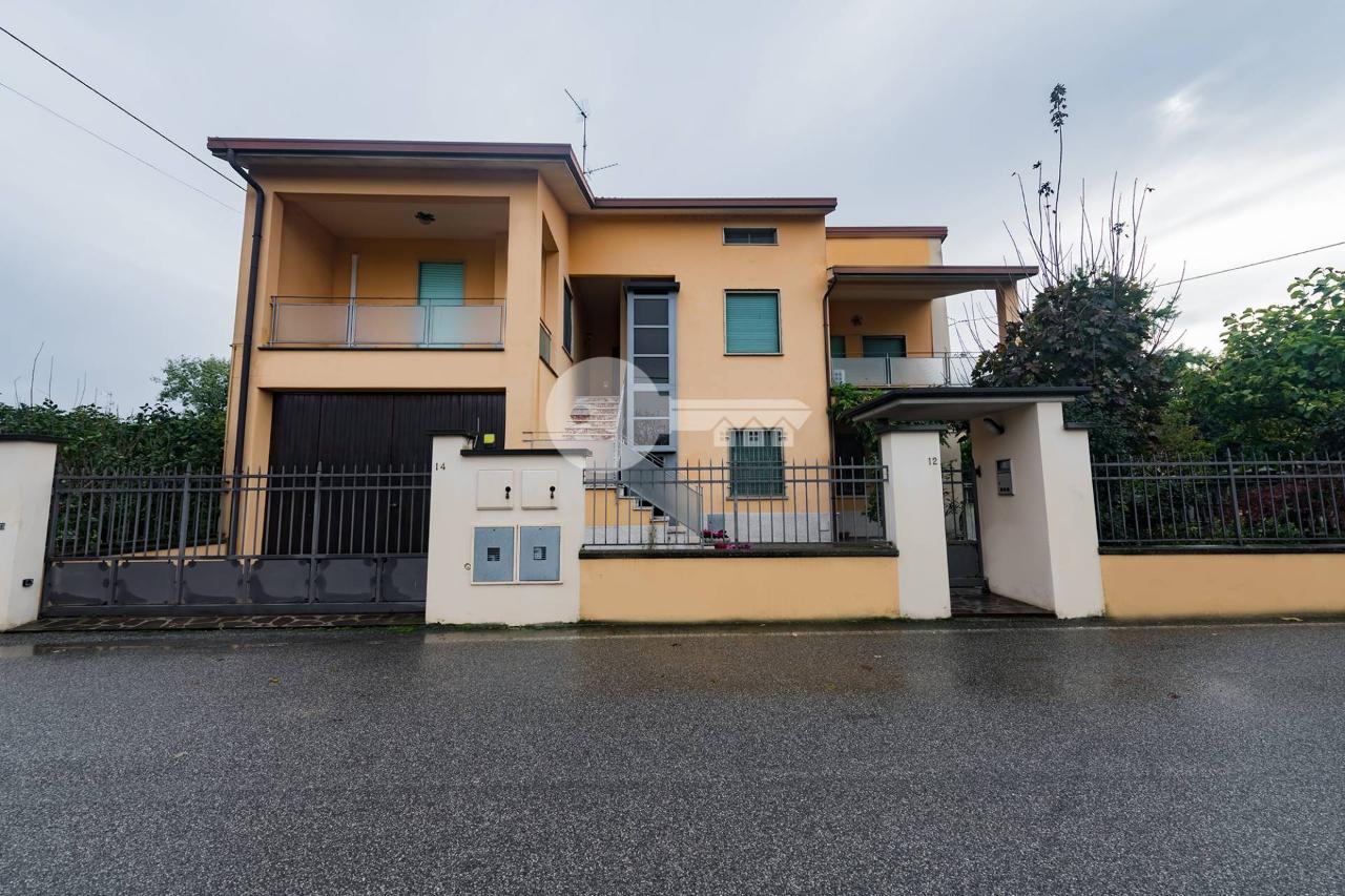 Casa indipendente in vendita a Gabbioneta Binanuova