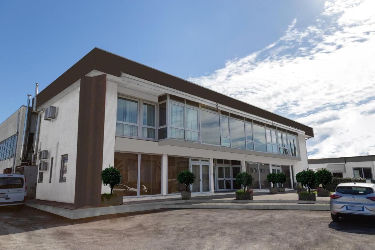 Ufficio in affitto a Lucca