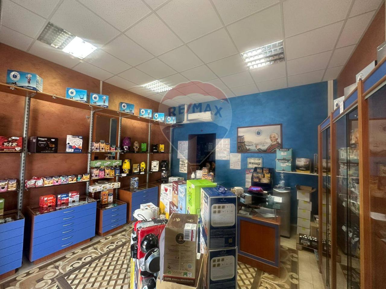 Negozio in vendita a Benevento