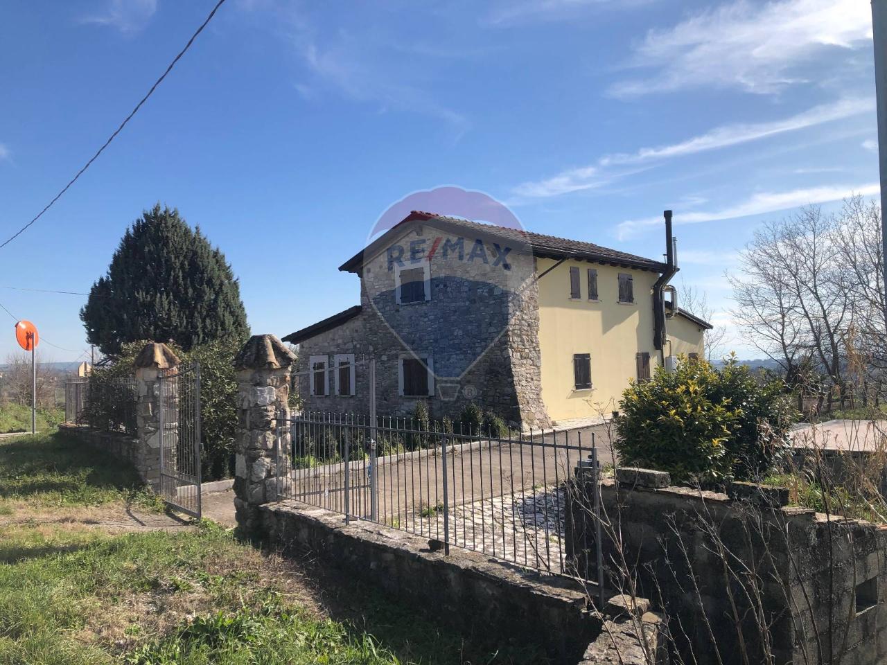 Agriturismo in vendita a Pietrelcina