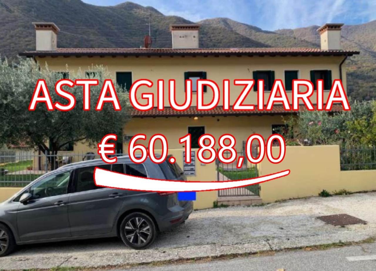 Appartamento in vendita a Solagna