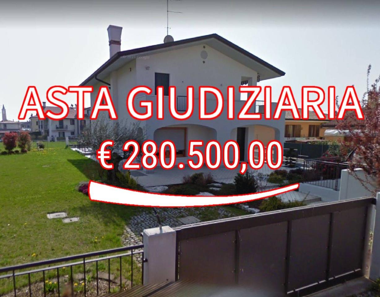 Villa in vendita a Paese