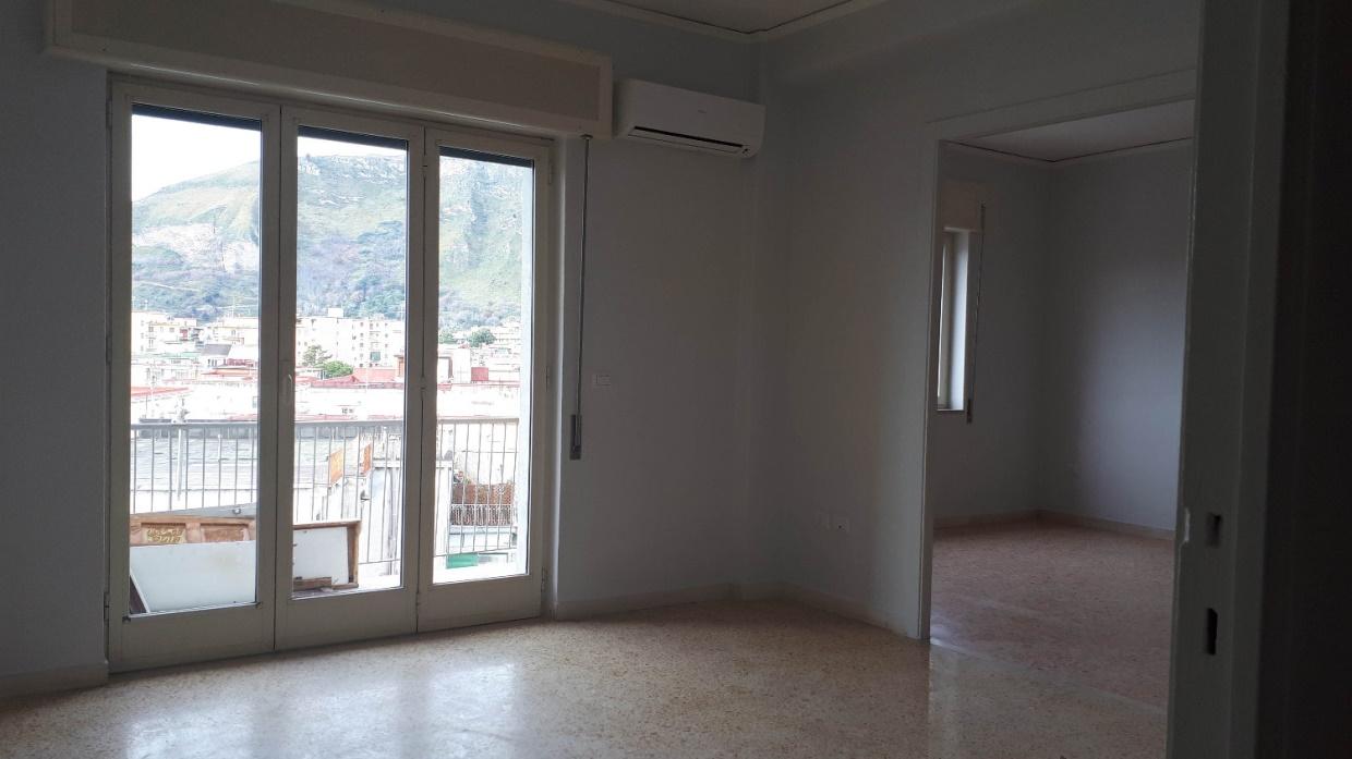 Appartamento in affitto a Napoli