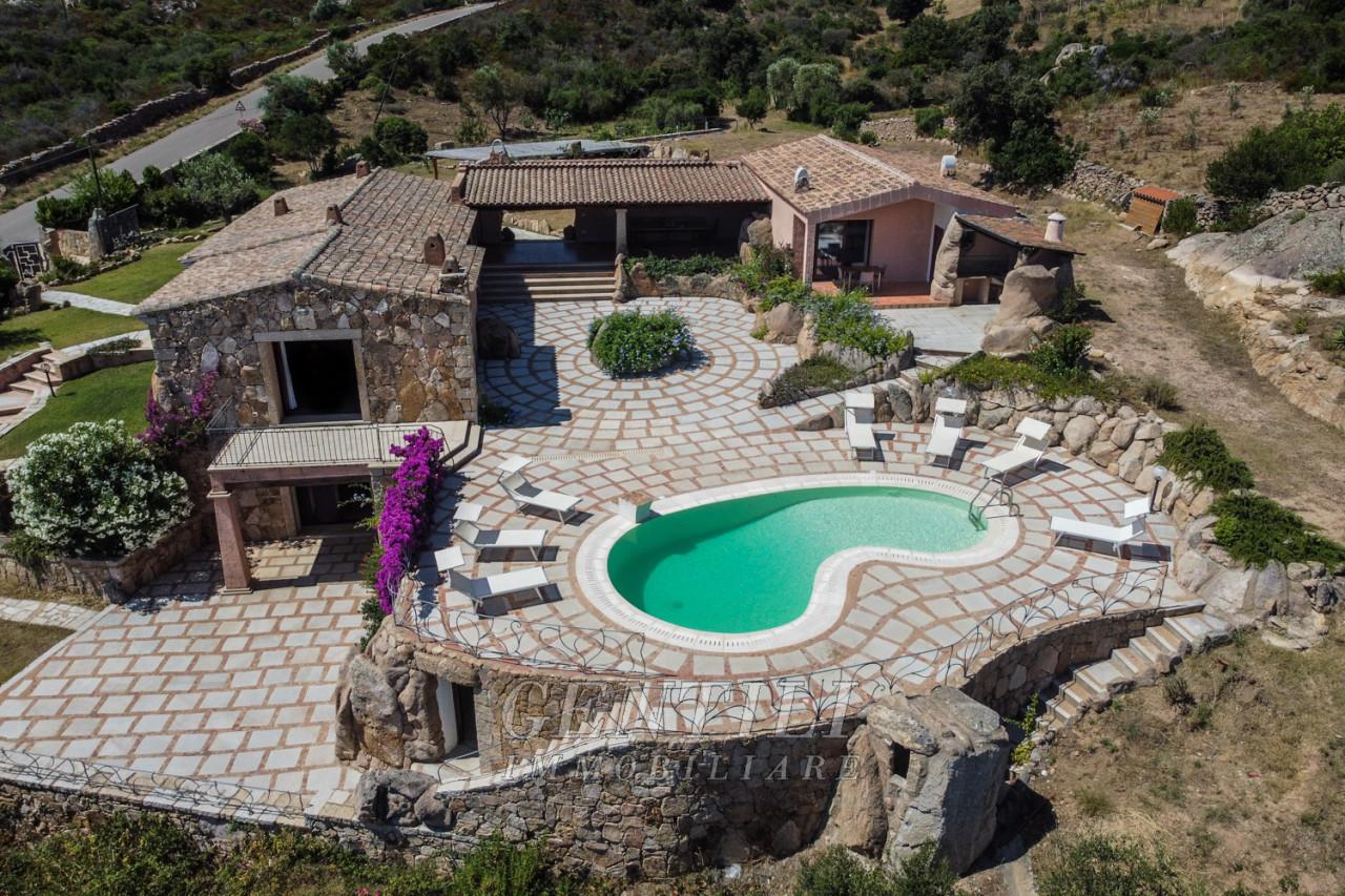 Villa in vendita a Arzachena