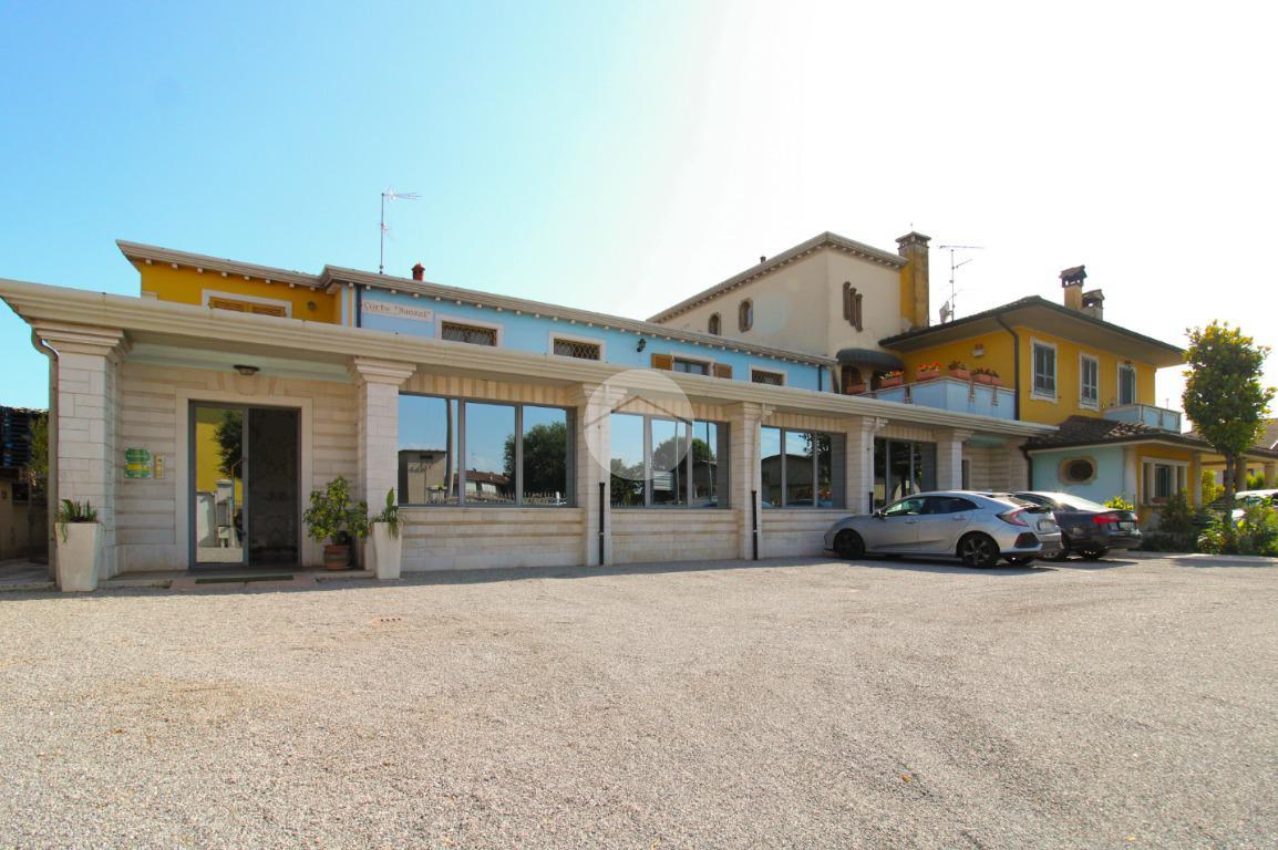 Negozio in affitto a Bagnolo Mella