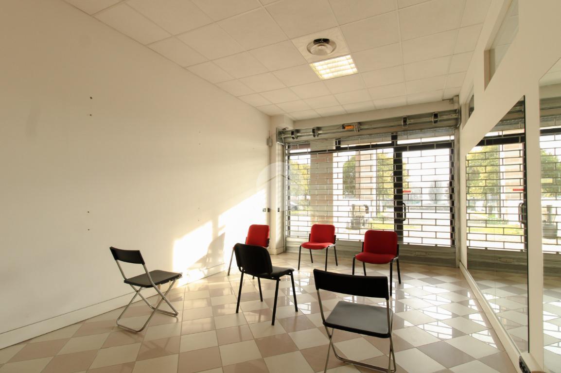 Negozio in vendita a Montirone