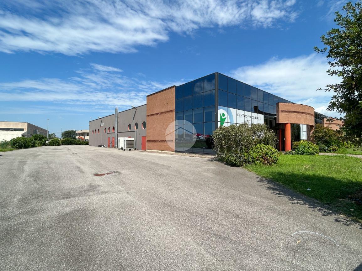 Capannone in affitto a Poncarale