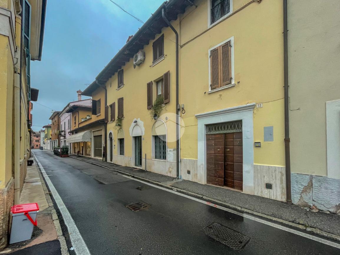 Negozio in affitto a Bagnolo Mella