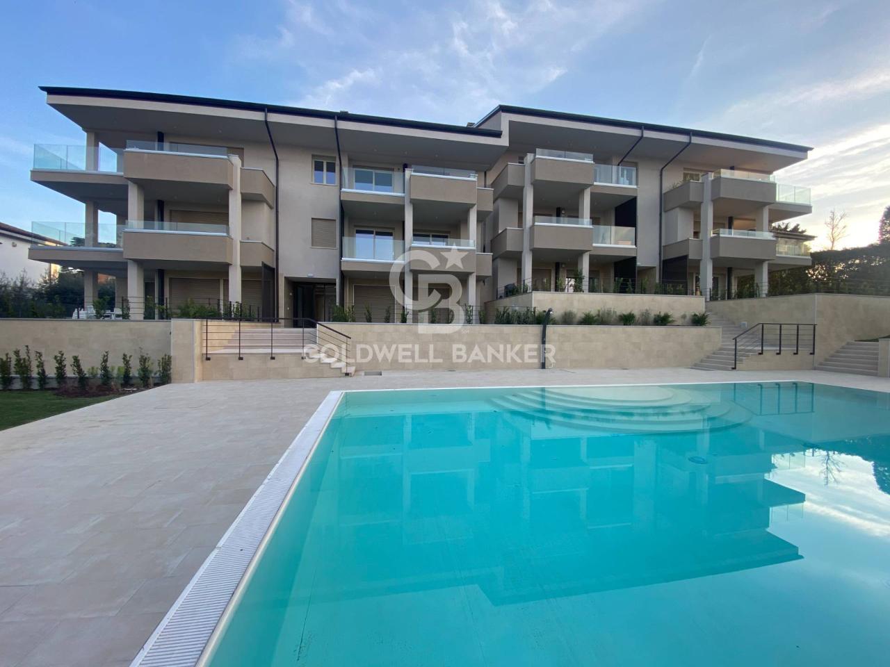 Appartamento in vendita a Desenzano Del Garda