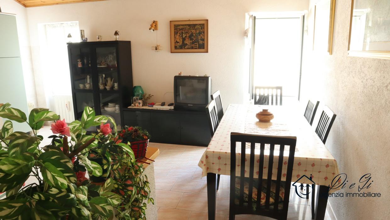 Casa indipendente in vendita a Borghetto D'Arroscia