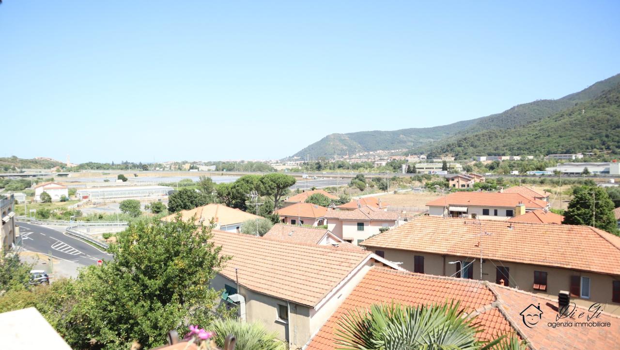 Appartamento in vendita a Villanova D'Albenga