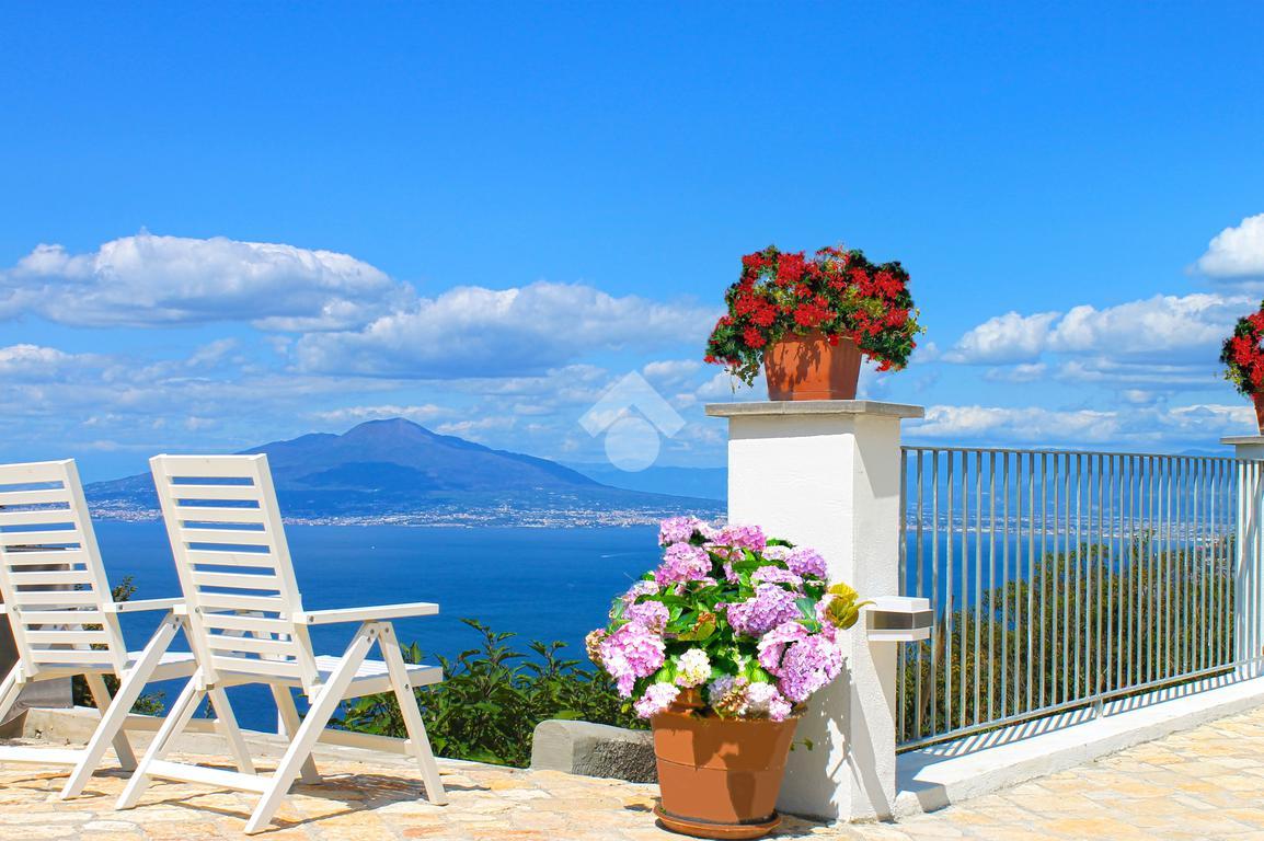 Villa in vendita a Massa Lubrense