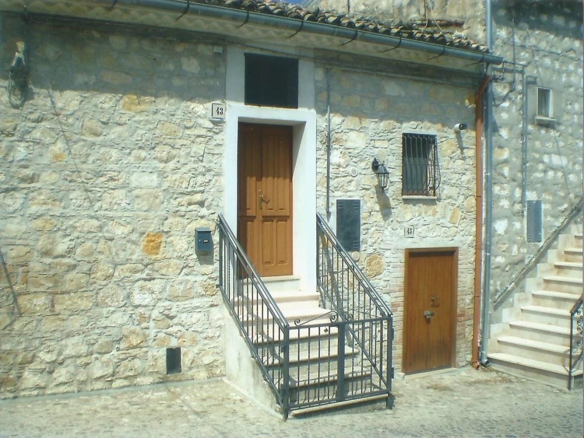 Casa indipendente in vendita a Bovino