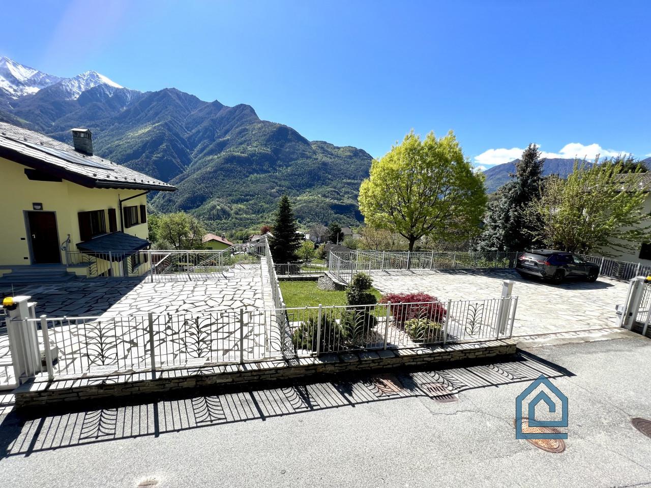 Casa indipendente in vendita a Challand Saint Victor