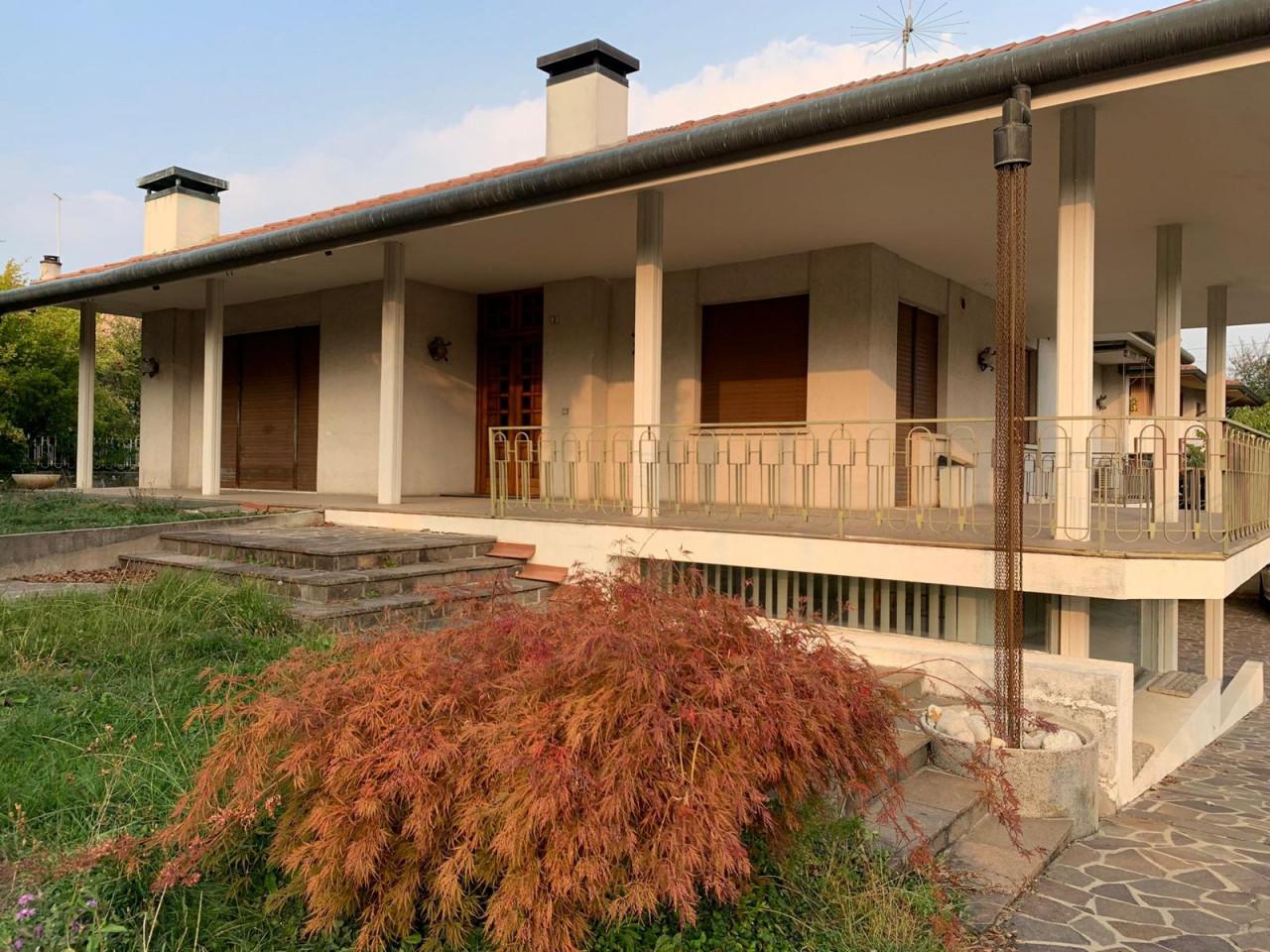Villa in vendita a Montebelluna