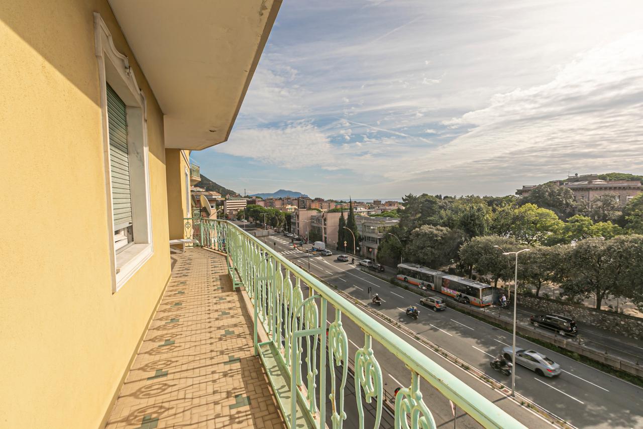 Appartamento in vendita a Genova
