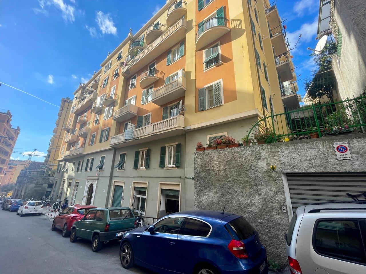 Appartamento in vendita a Genova