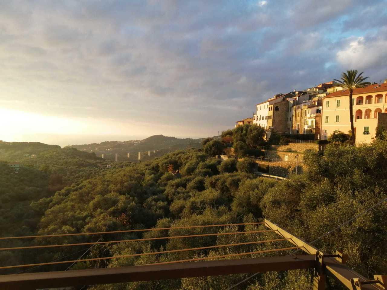 Appartamento in vendita a Civezza