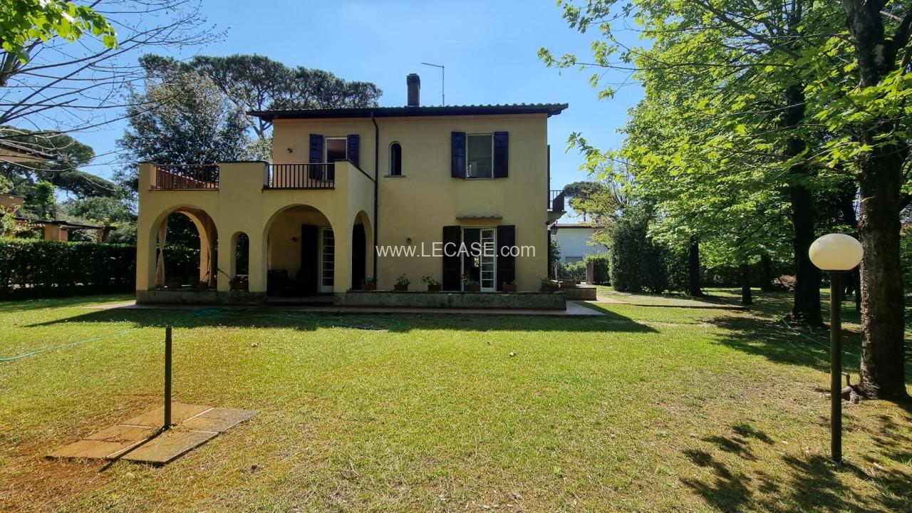 Villa in vendita a Forte Dei Marmi