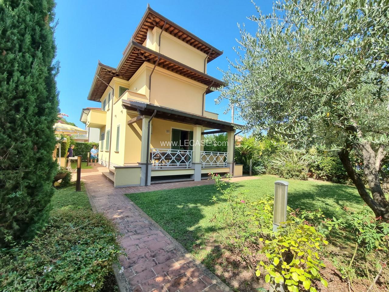 Villa in vendita a Pietrasanta