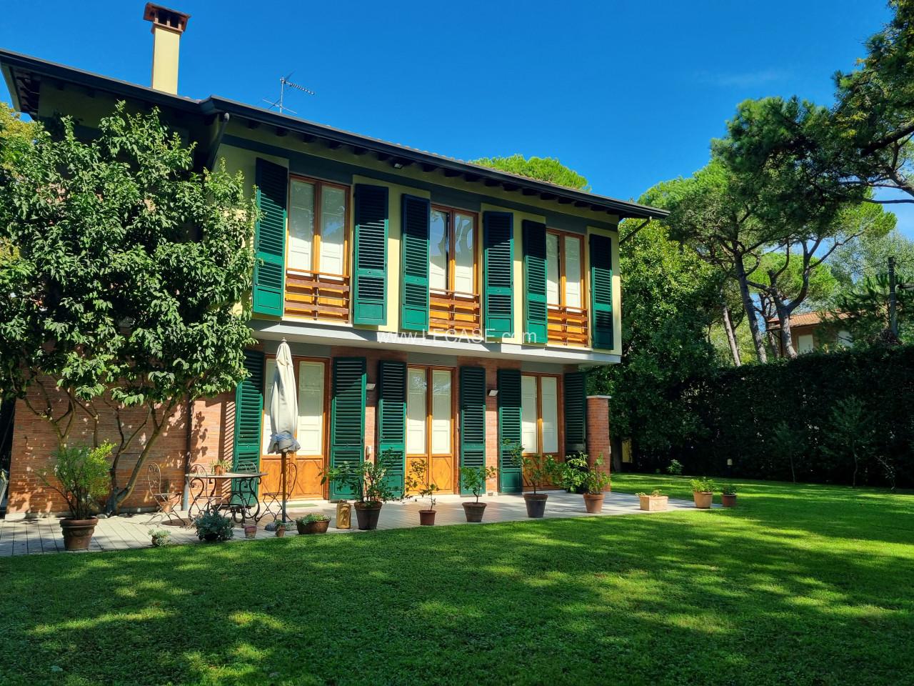 Villa in vendita a Massa