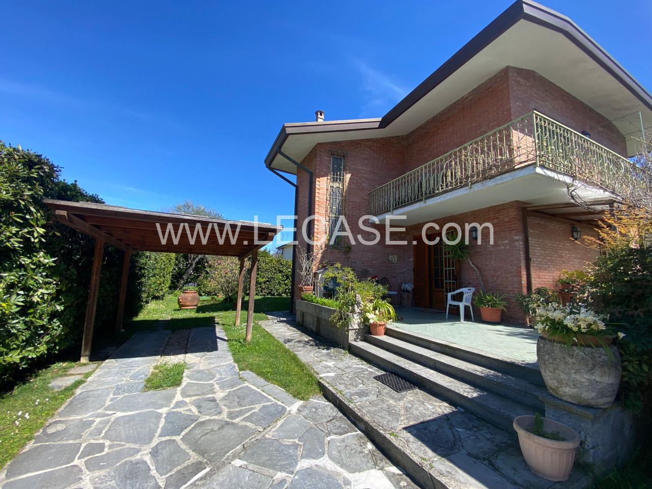 Villa in affitto a Forte Dei Marmi