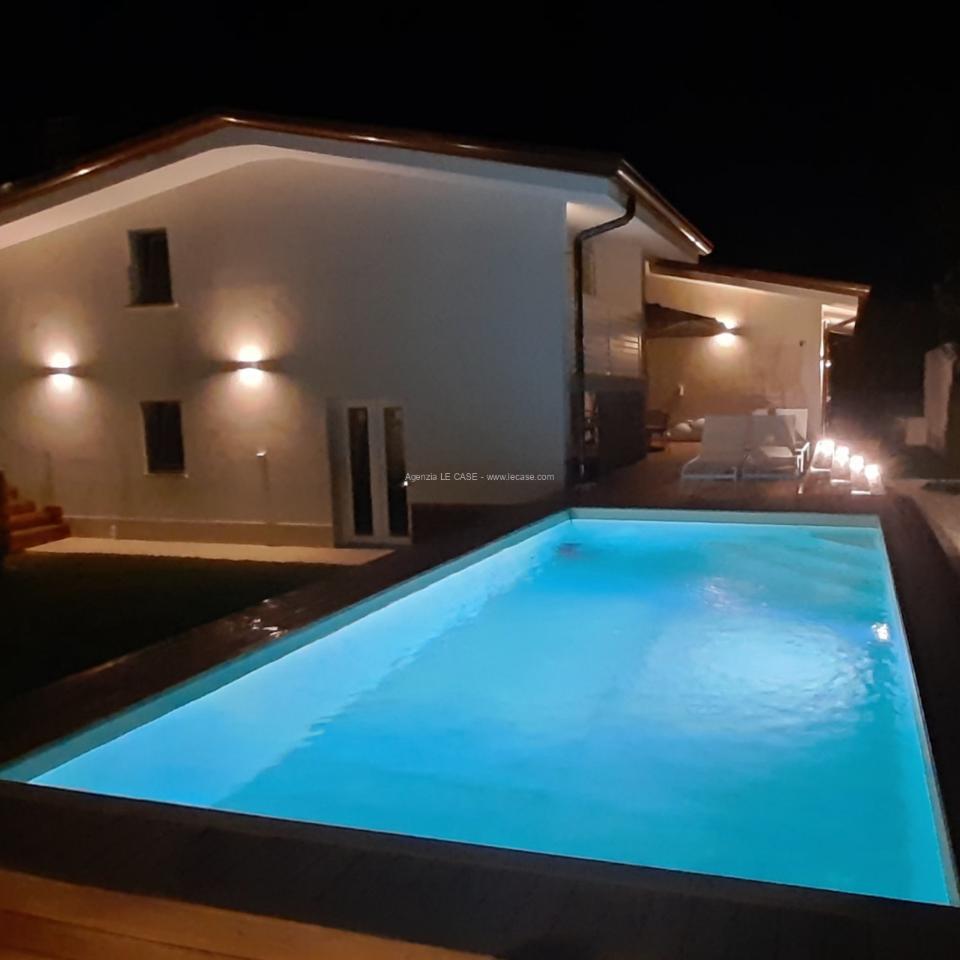Villa in vendita a Forte Dei Marmi