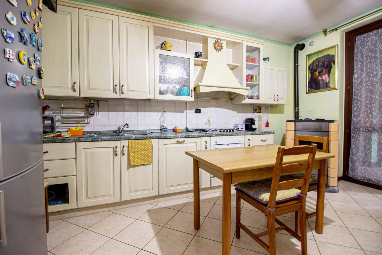 Appartamento in vendita a Casorate Primo