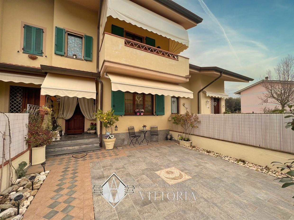 Villa a schiera in vendita a Forte Dei Marmi