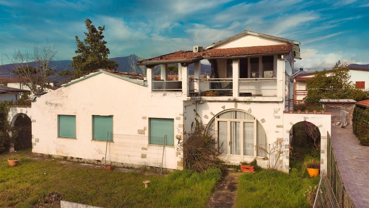Villa in vendita a Forte Dei Marmi