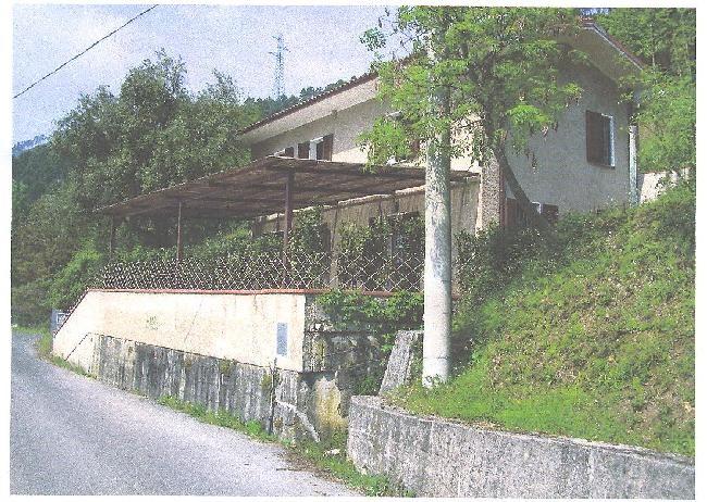 Villa in vendita a Seravezza