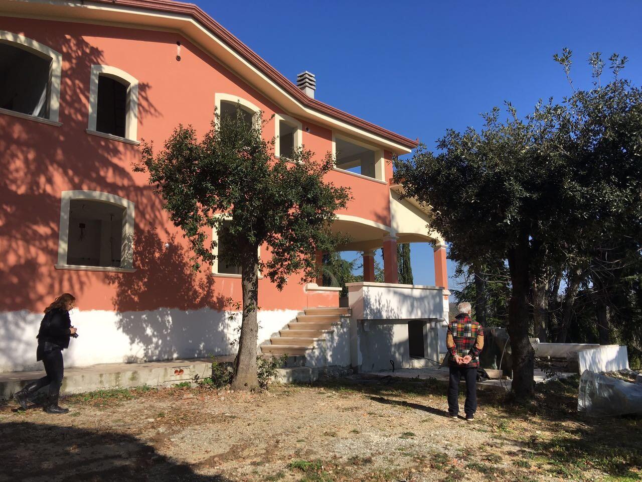 Villa in vendita a Fauglia