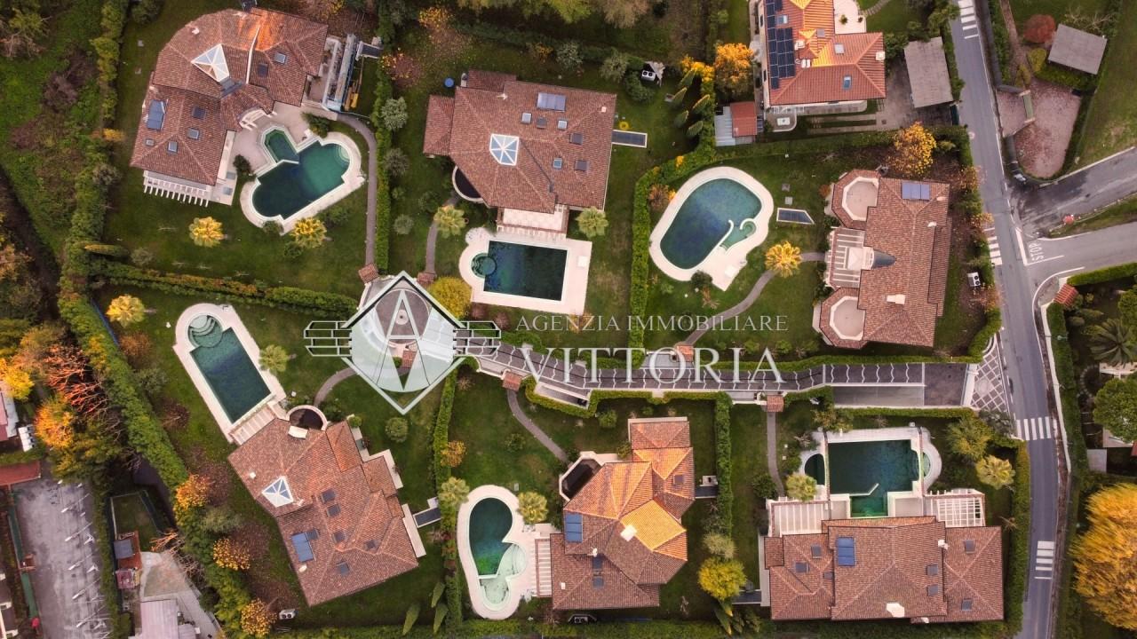 Villa in vendita a Forte Dei Marmi