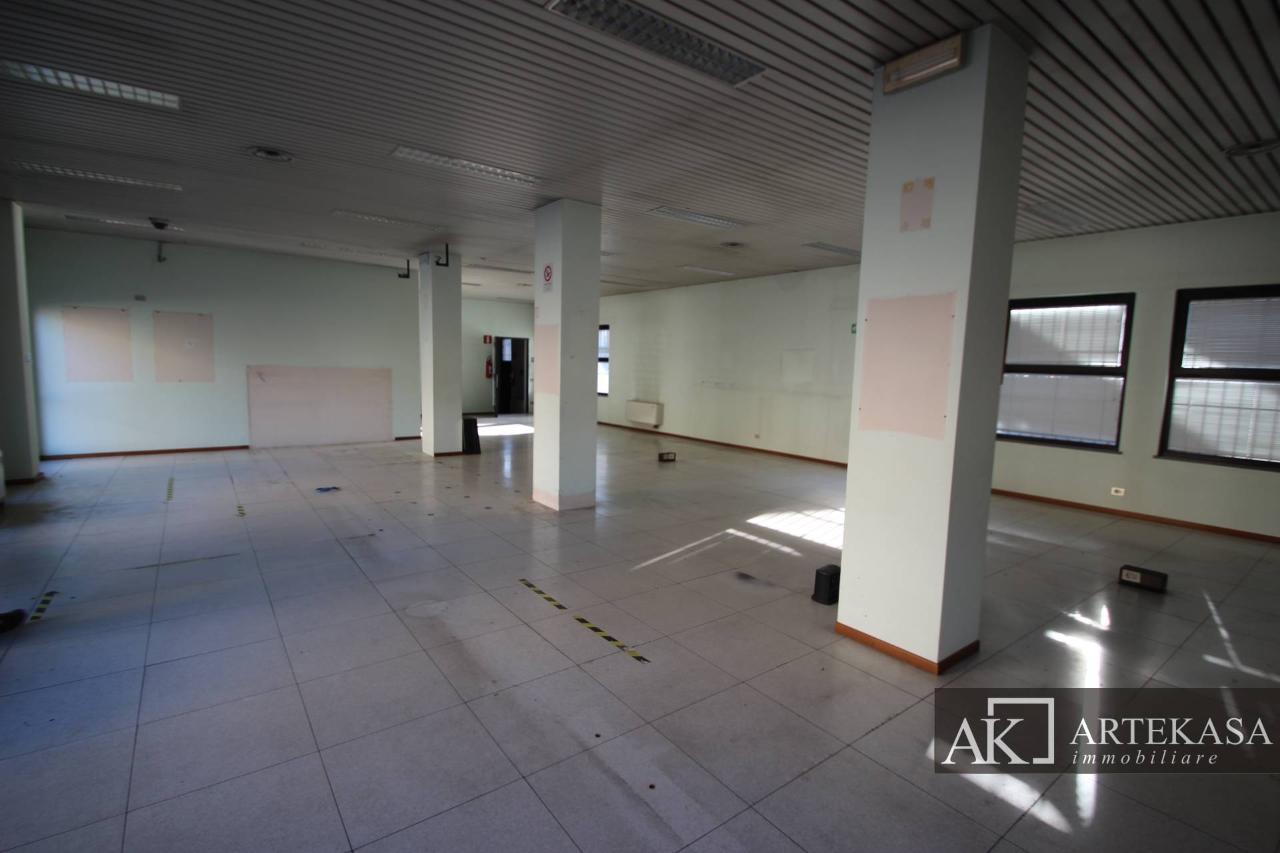 Ufficio in affitto a Novara