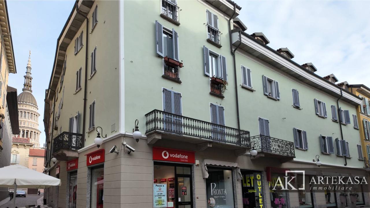Appartamento in vendita a Novara