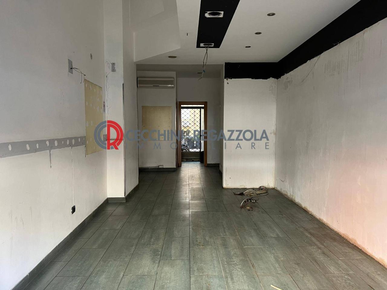 Negozio in vendita a Milano