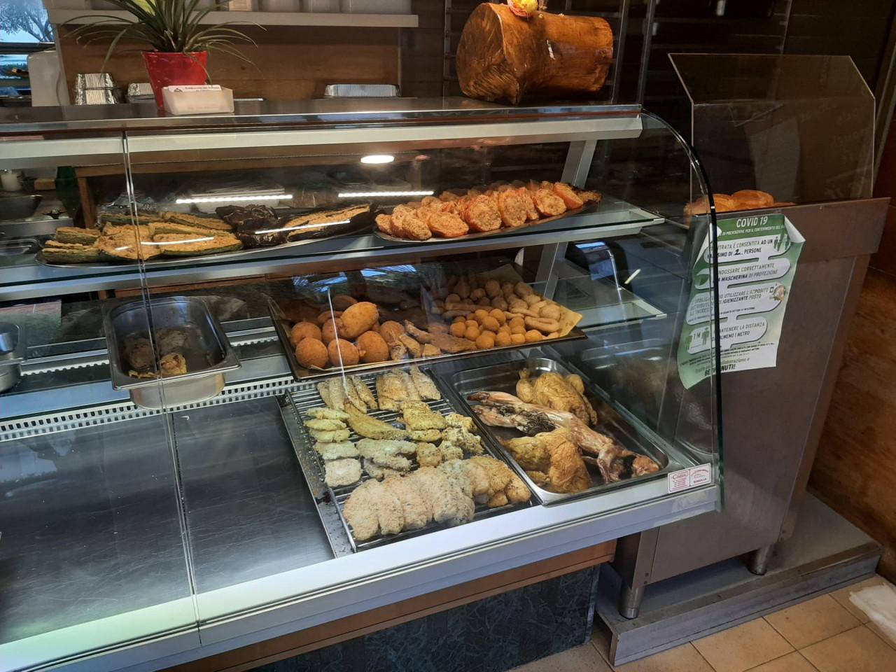 Rosticceria in vendita a Senigallia
