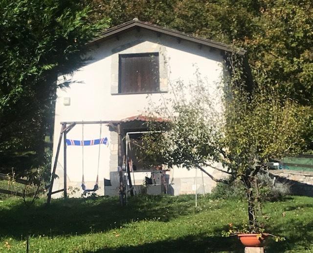 Casa indipendente in vendita a Rovegno