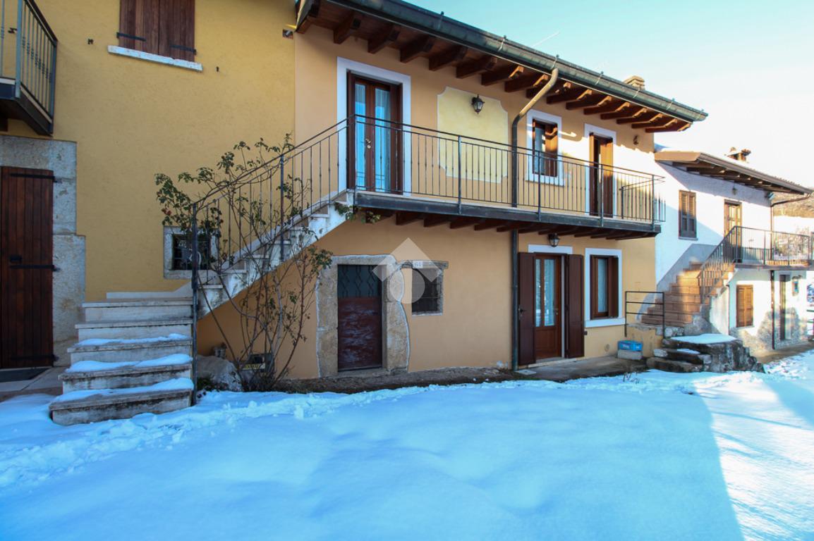 Casa indipendente in vendita a Serle