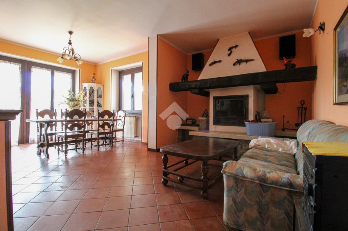 Villa in vendita a Serle Foto-33