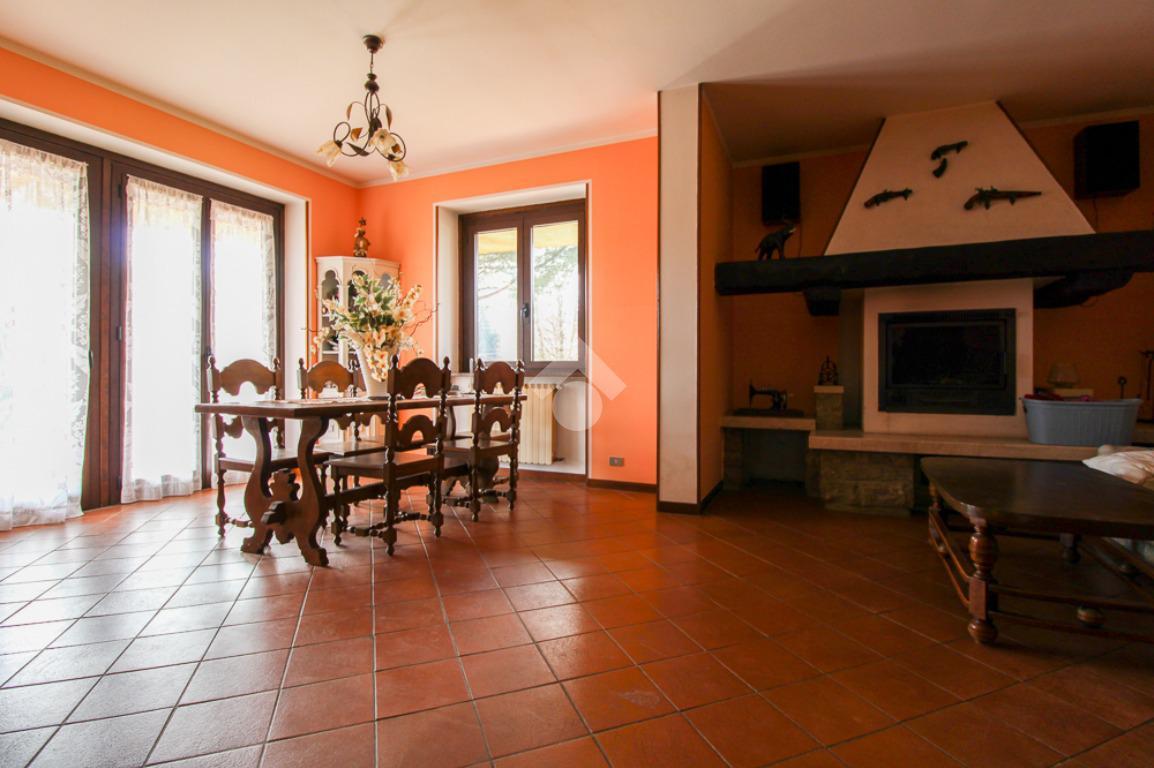 Villa in vendita a Serle Foto-41