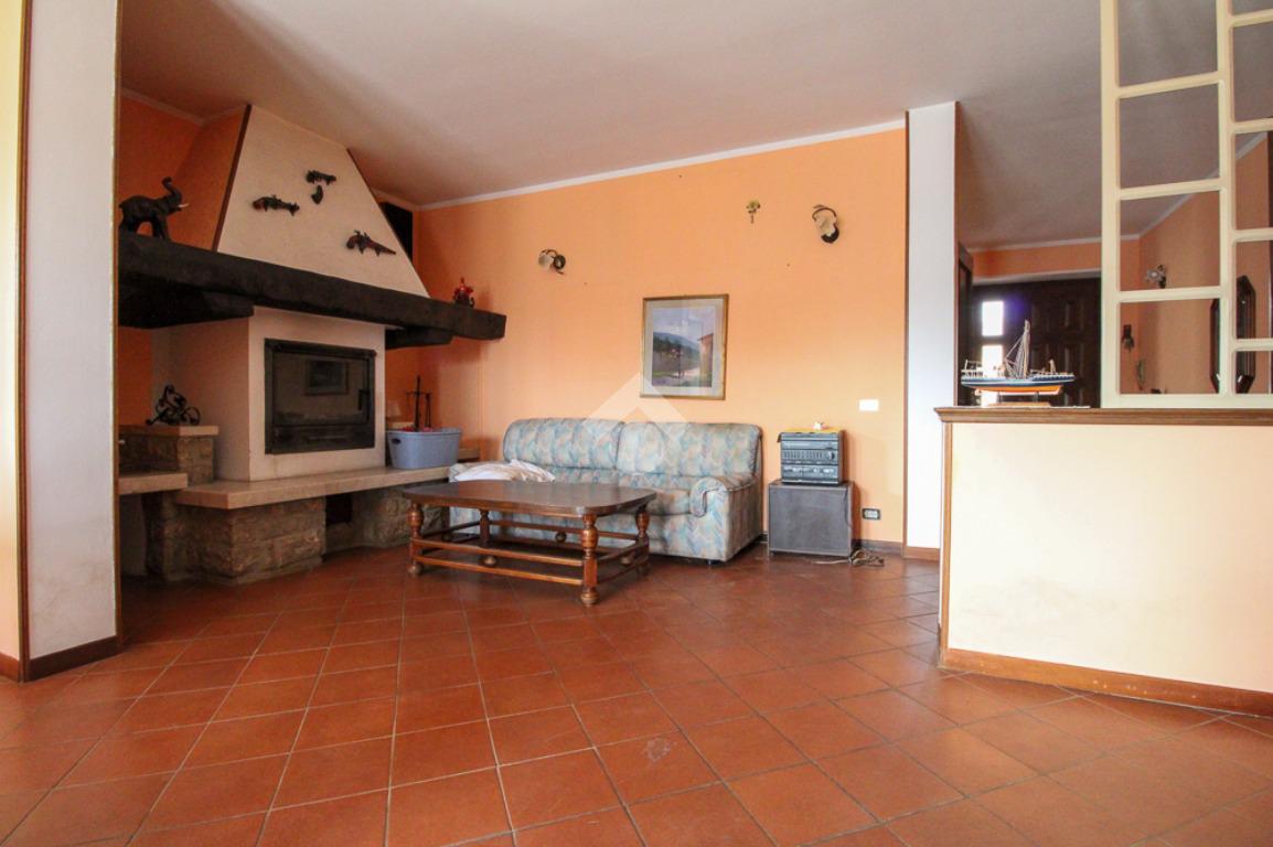 Villa in vendita a Serle Foto-20