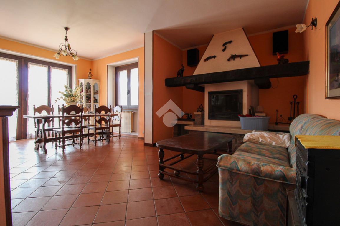 Villa in vendita a Serle Foto-31