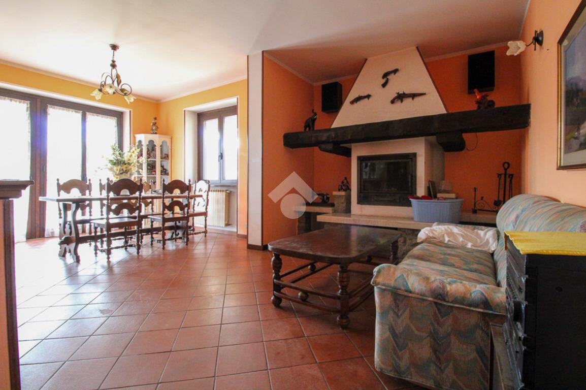 Villa in vendita a Serle Foto-18