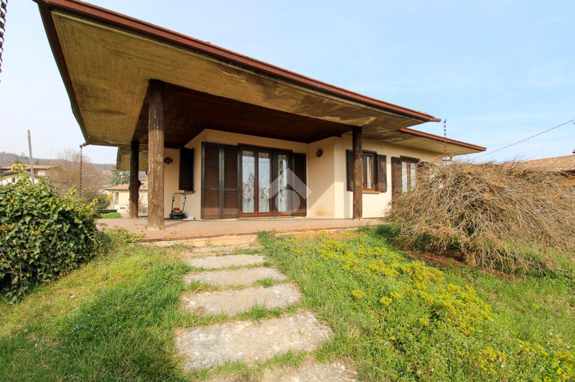 Villa in vendita a Serle Foto-30