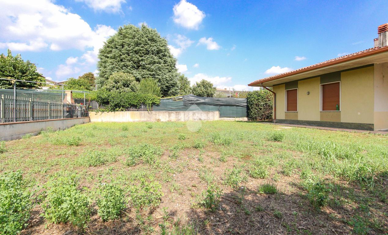 Villa in vendita a Nuvolera