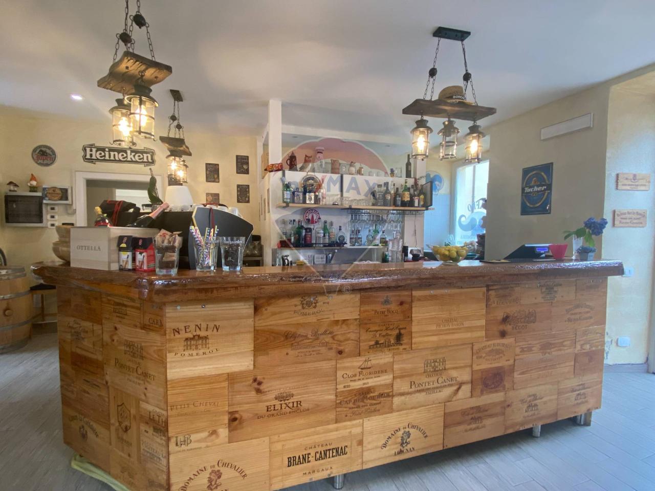 Bar in vendita a Cannobio