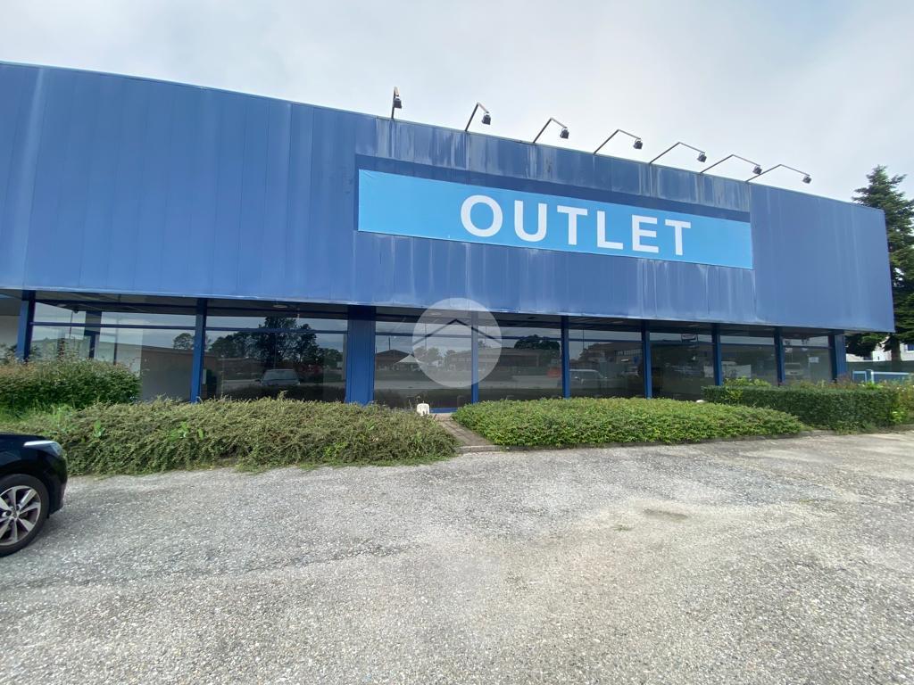 Negozio in affitto a Sandigliano