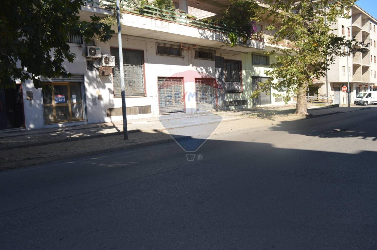 Negozio in affitto a Corigliano-Rossano