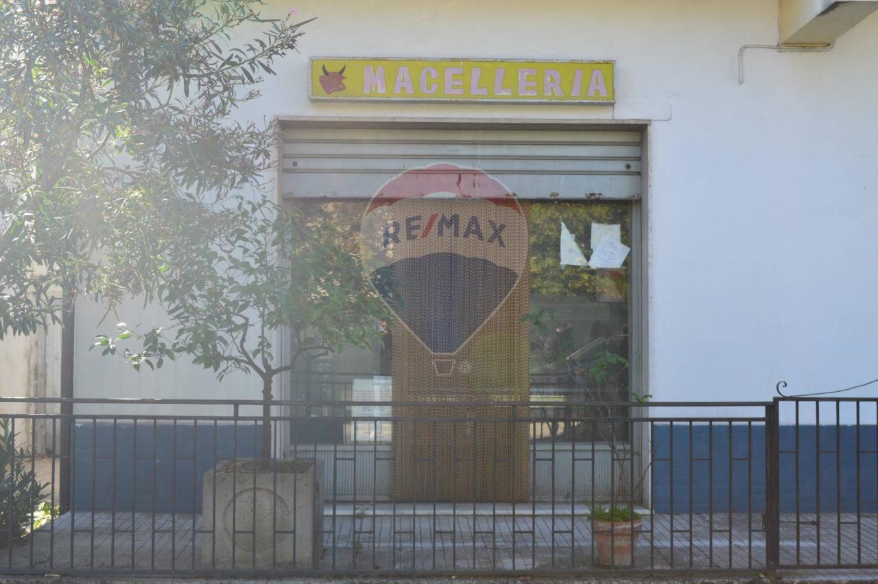 Magazzino in vendita a San Demetrio Corone